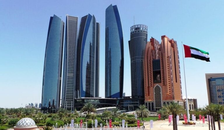 Business Class Deal: Helsinki to Abu Dhabi 1375€ Round Trip